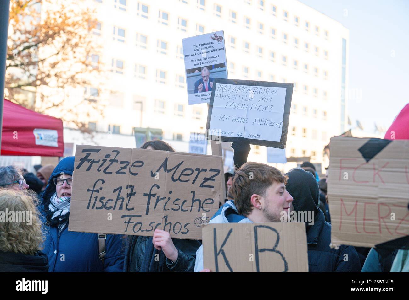 Fritze merz eats fresh fascists hi-res stock photography and images - Alamy