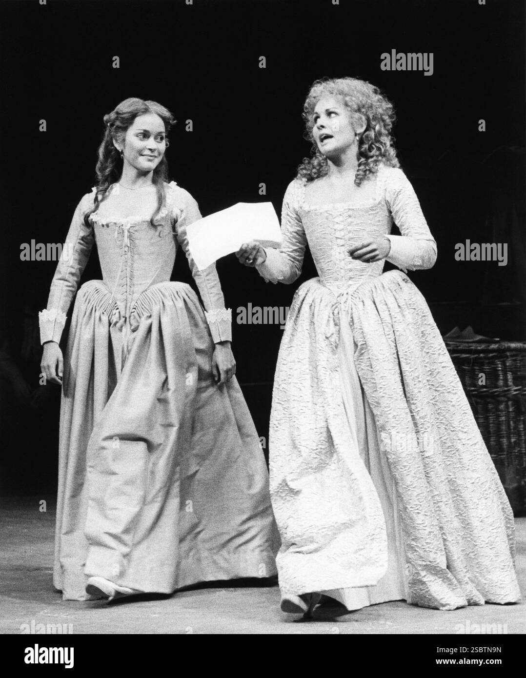 l-r: Leonie Mellinger (Ursula), Diana Hardcastle (Silvia) in THE TWO ...
