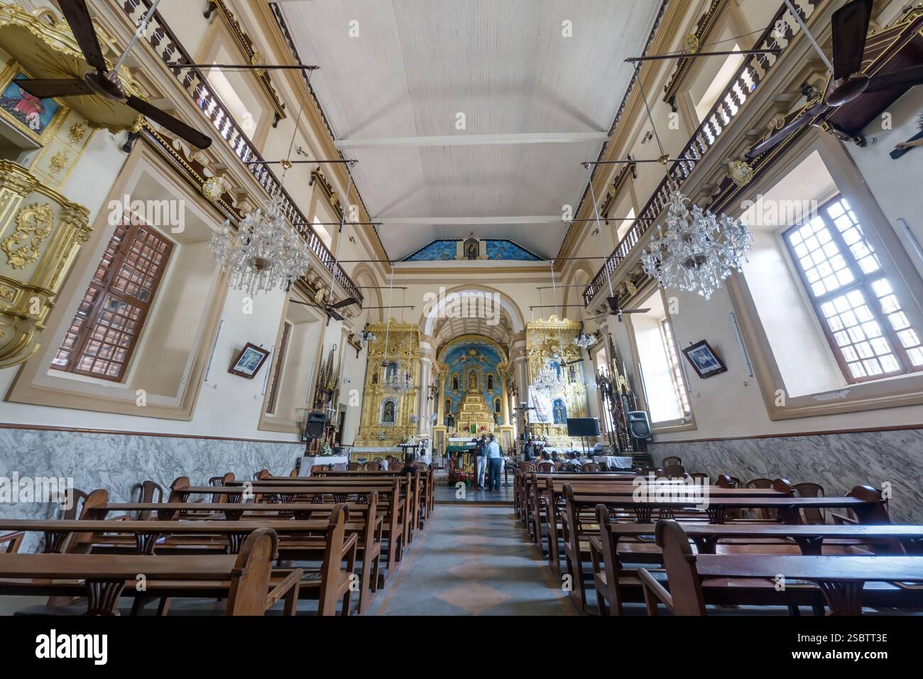 COLVA, INDIA - DECEMBER 24, 2024: interior dome and looking up into a ...