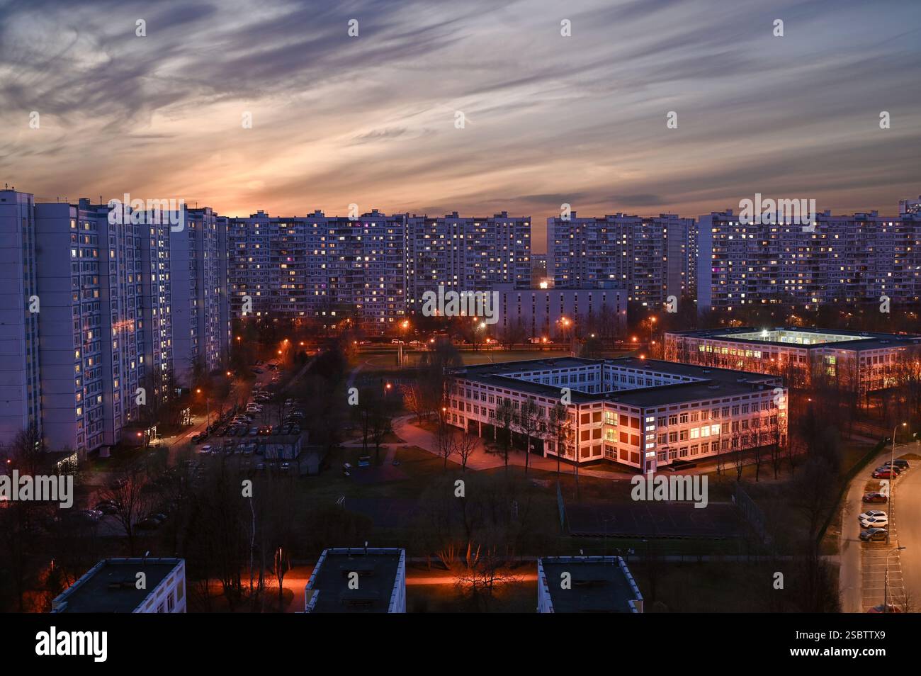 Moscow suburbs housing hi-res stock photography and images - Alamy