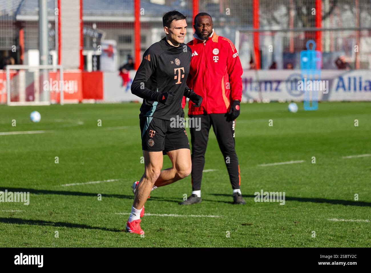 Joao Palhinha (FC Bayern Muenchen, #16) beim Training, GER ...