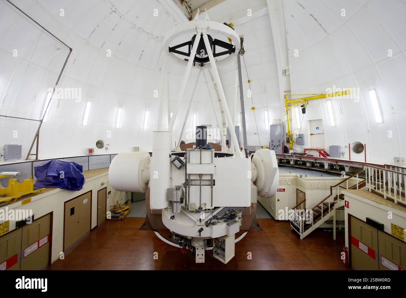 The Isaac Newton Telescope INT, Roque de los Muchachos Observatory, La ...
