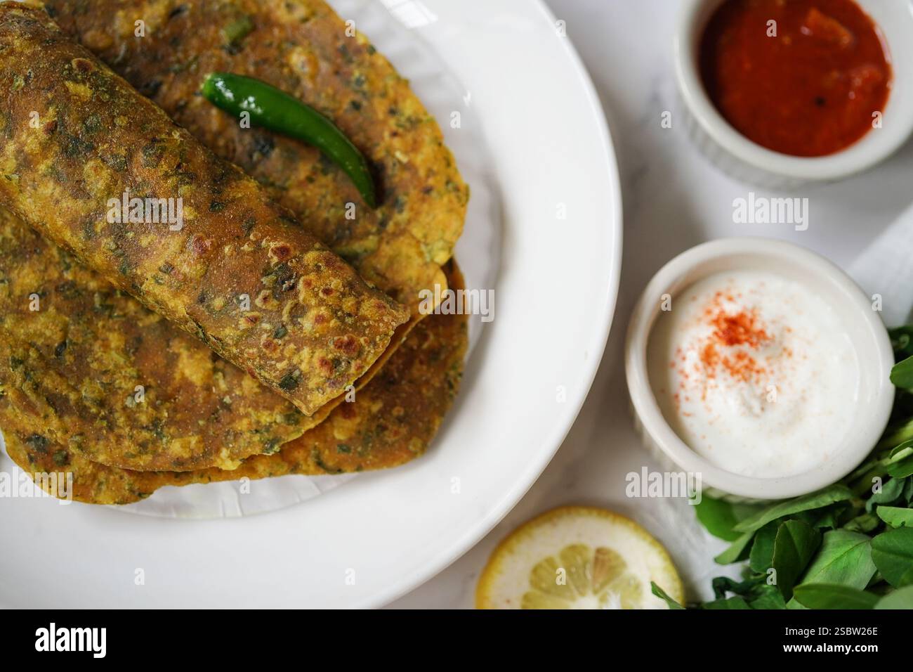 Methi Thepla - Traditional gujarati vegetarian breakfast with ...