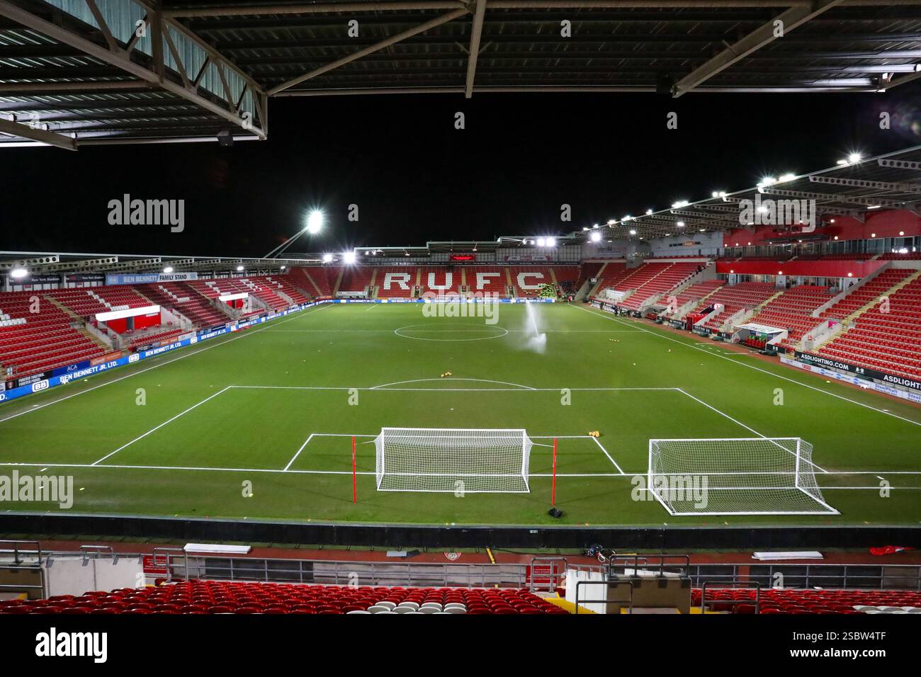 AESSEAL New York Stadium, Rotherham, England - 4th February 2025 A ...