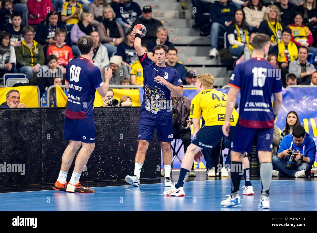 Mannheim, Deutschland. 04th Feb, 2025. v.li.: Kim Ekdahl du Rietz (Uwes ...