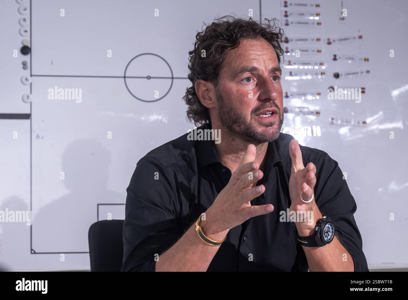 Brussels, Belgium. 04th Feb, 2025. Anderlecht's sport director Olivier ...