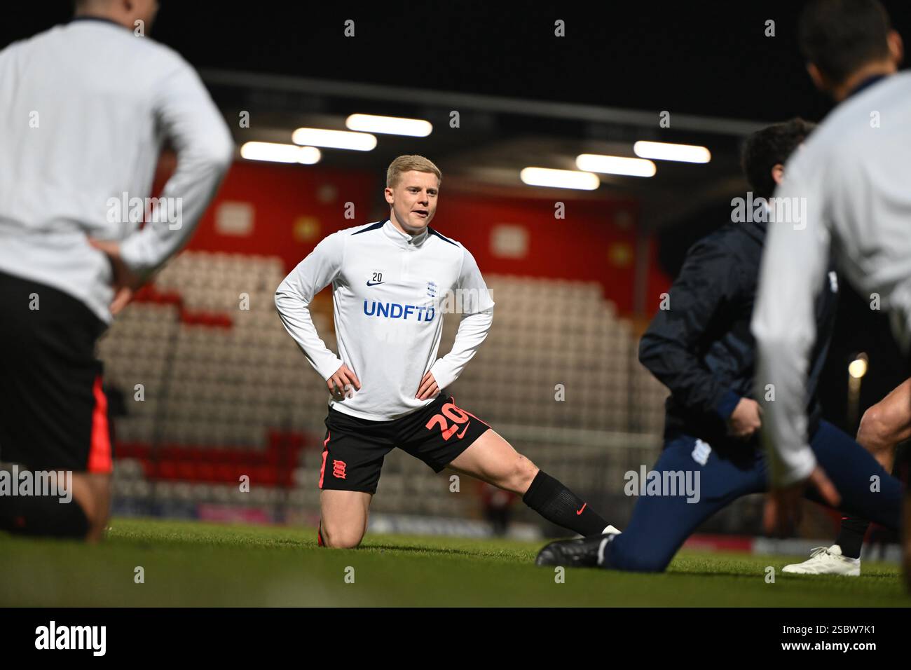 Warm Up before kick-off, Birmingham City Defender Alex Cochrane (20 ...
