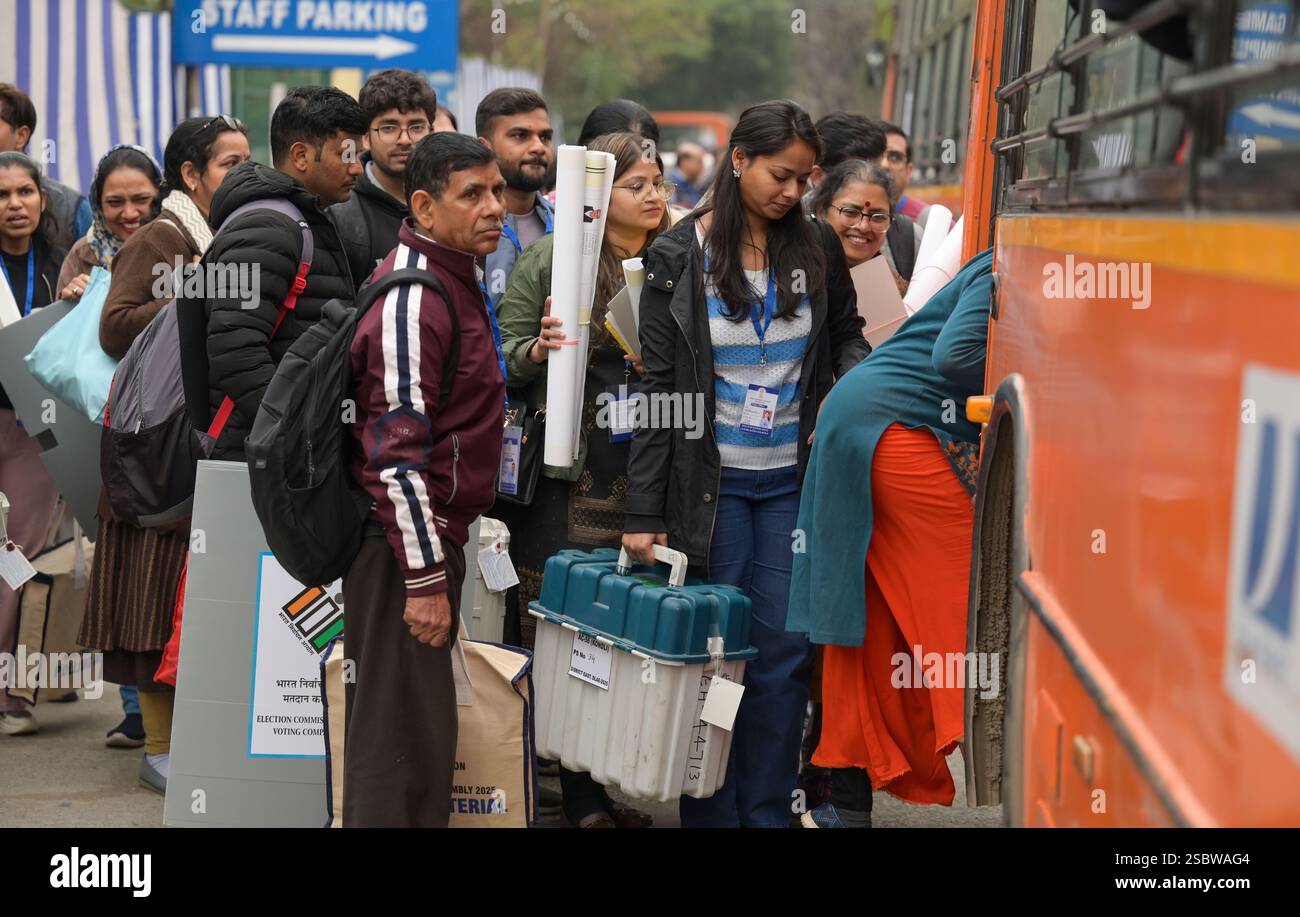 NEW DELHI, INDIA - FEBRUARY 4: officials carry Electronic Voting ...