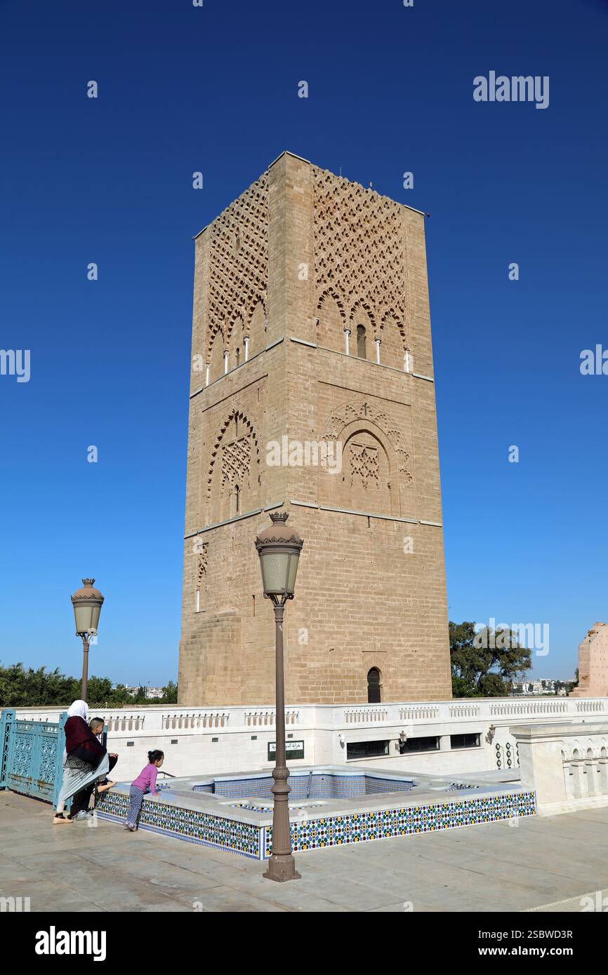Tourists at the Hassan Tower in Rabat Stock Photo - Alamy
