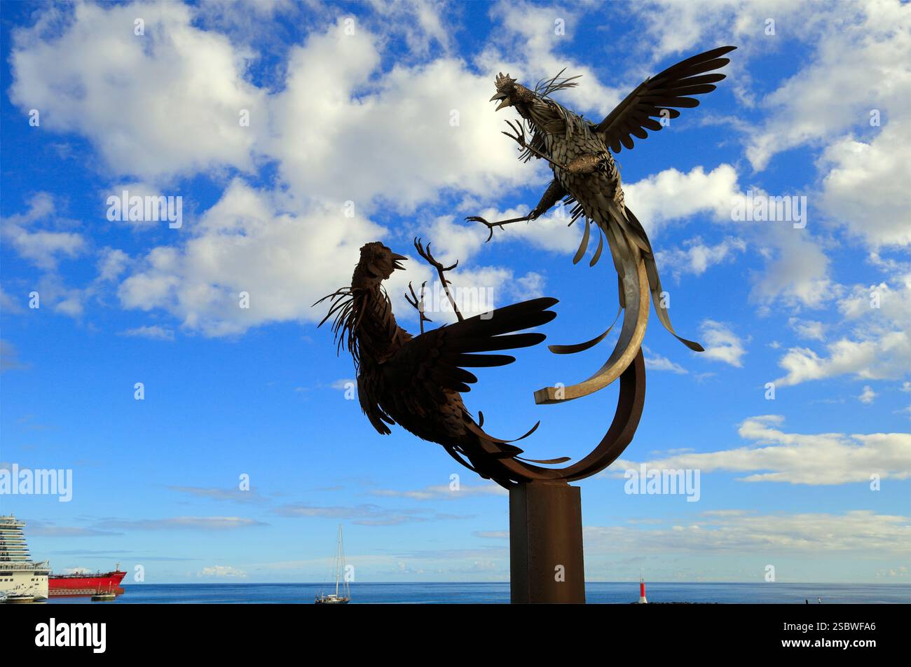 Sculpture of fighting cockerels, Puerto del Rosario, Fuerteventura ...