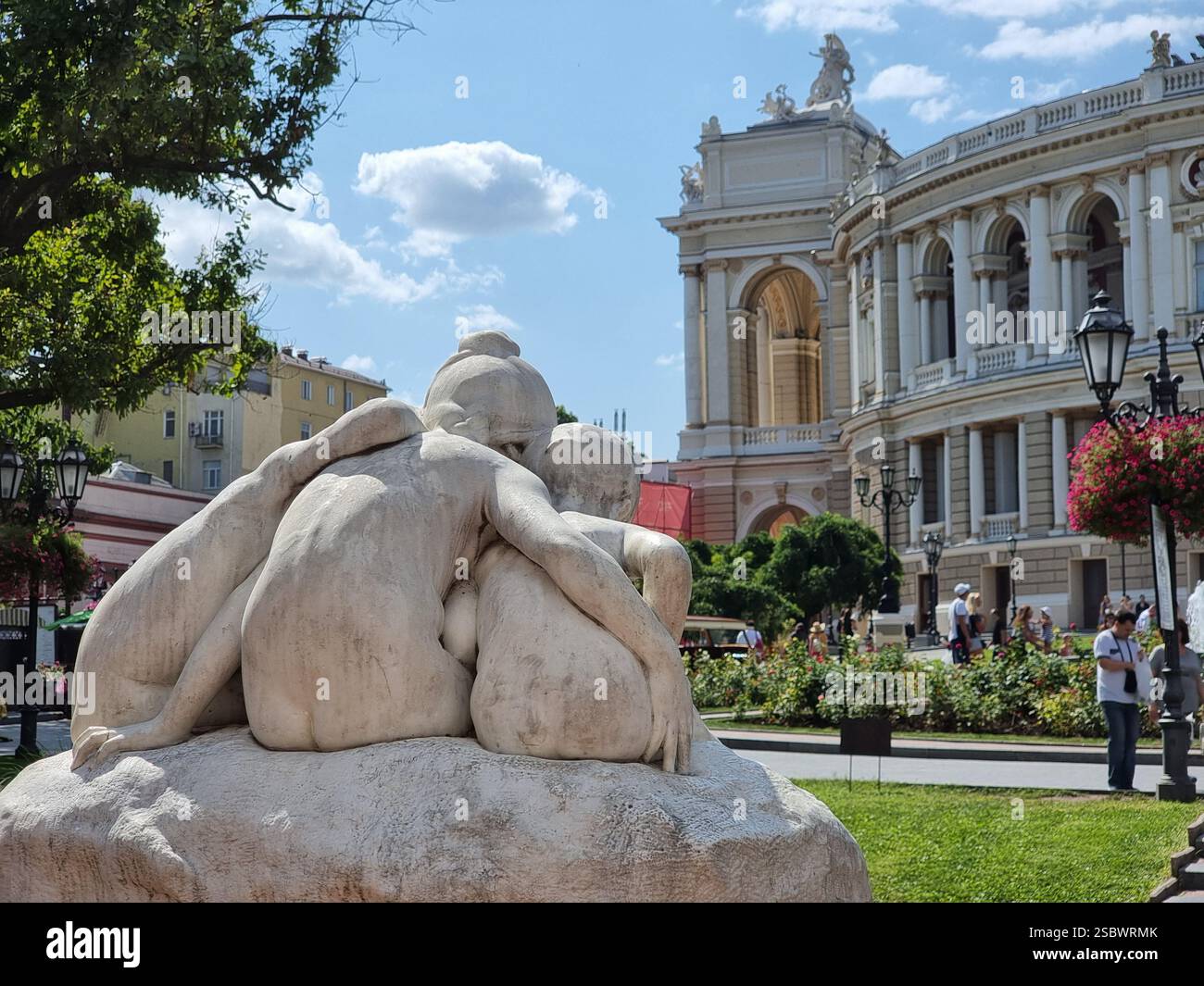Children seen from the back hi-res stock photography and images - Alamy