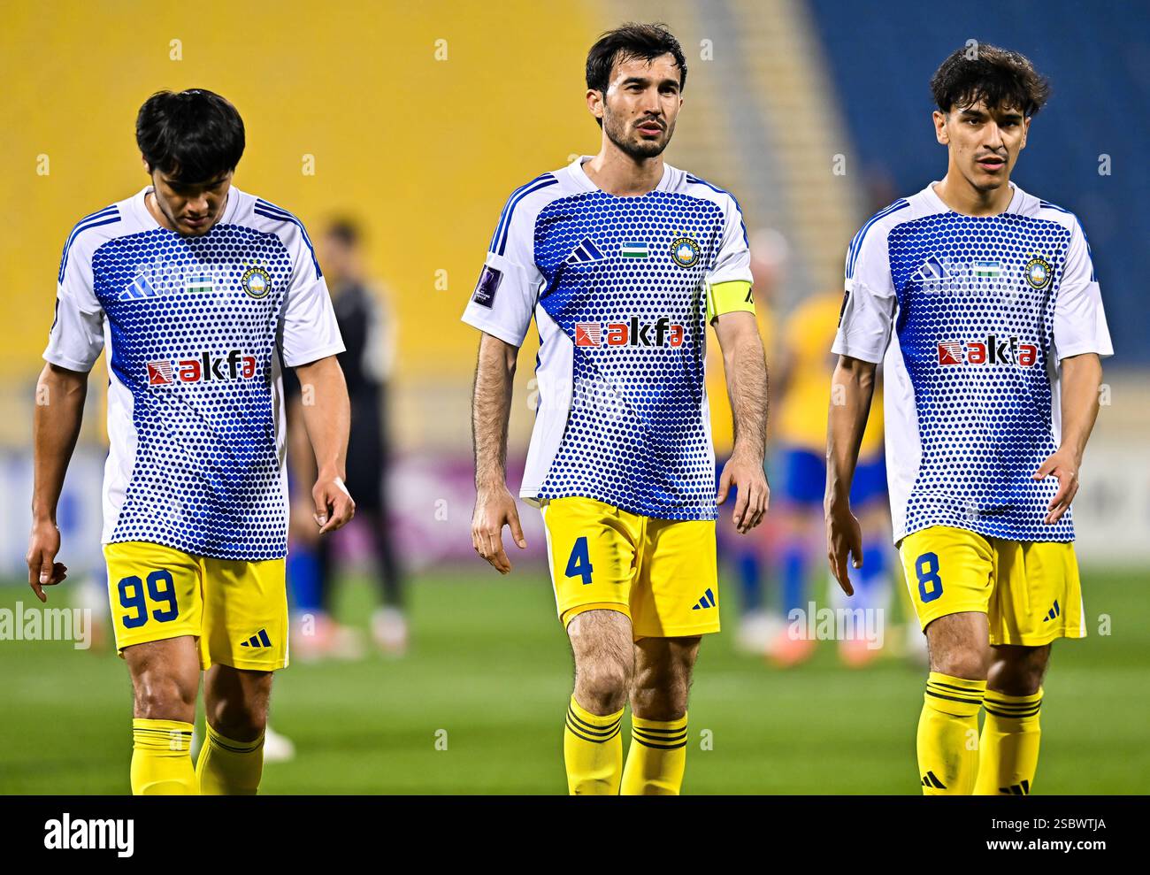 AFC CHAMPIONS LEAGUE ELITE, AL GHARAFA SC QTR v PAKHTAKOR UZB Players ...