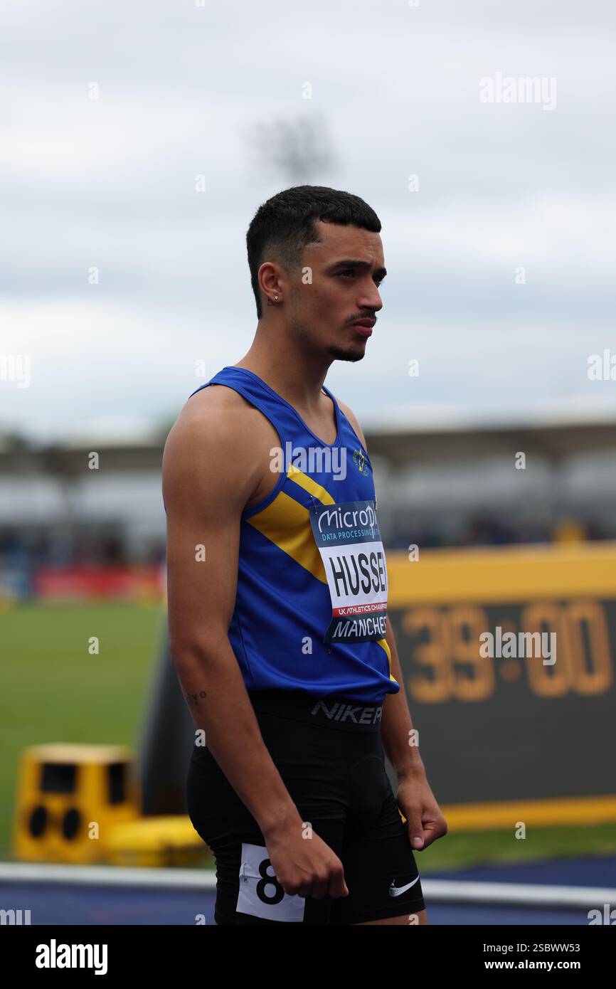 Ethan HUSSEY of Leeds City at the start of the 800m heats at the UK ...