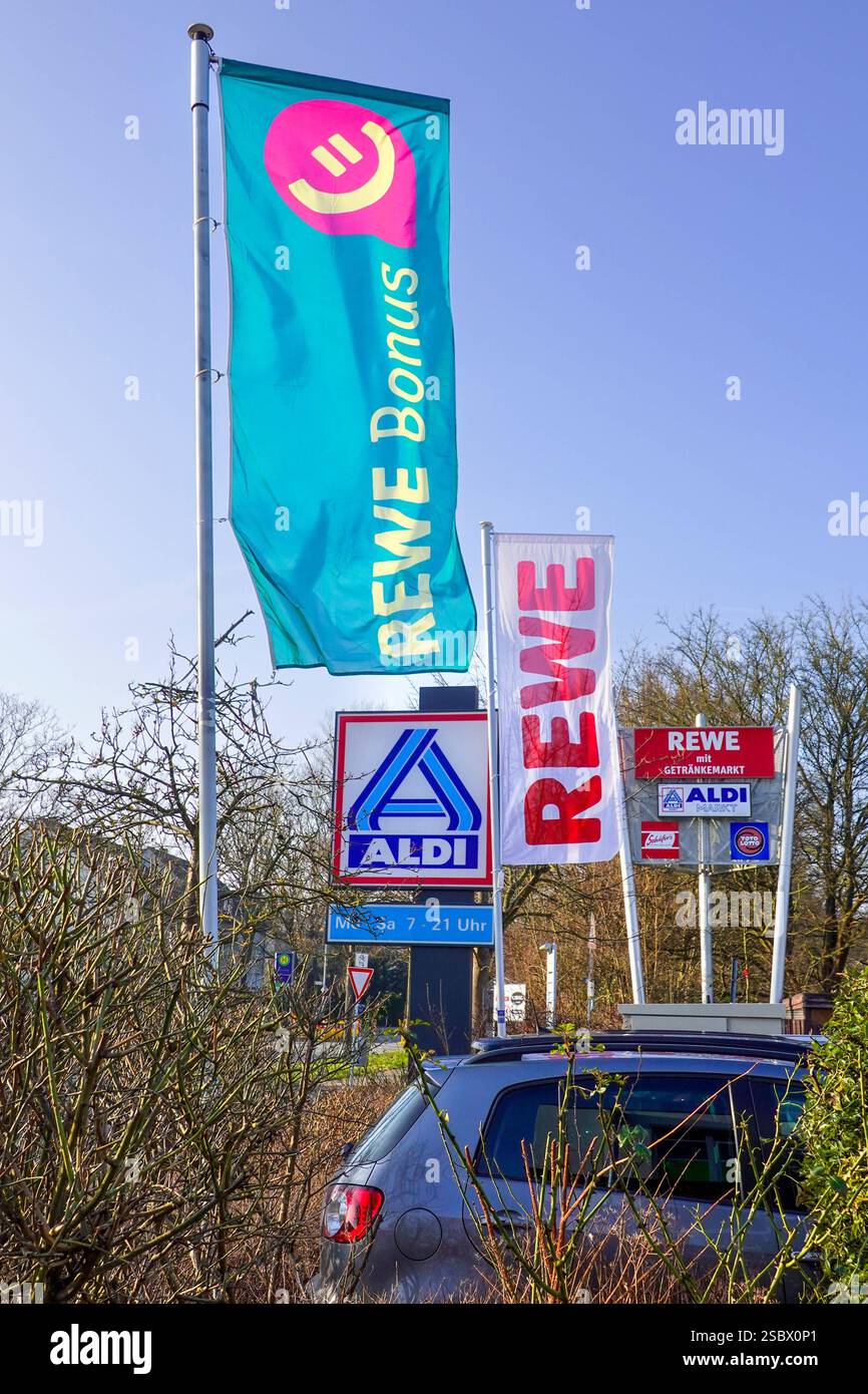 ALDI gegen REWE - gesehen a, 04.02.2025 in Hannover-Bemerode Stock ...