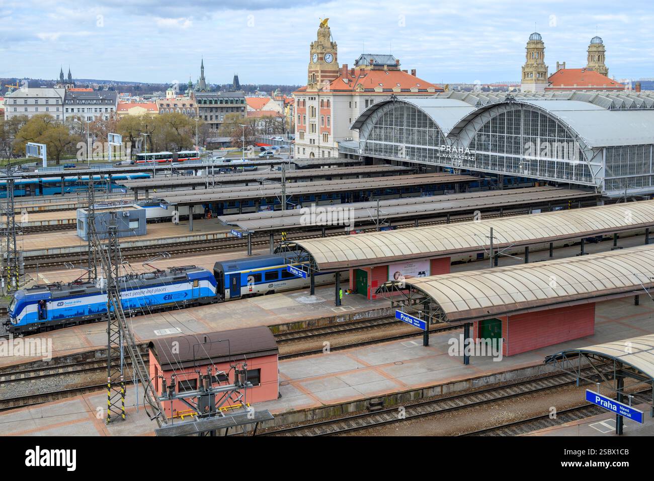 Prague Main Railway Station (Praha hlavni nadrazi), the busiest railway ...