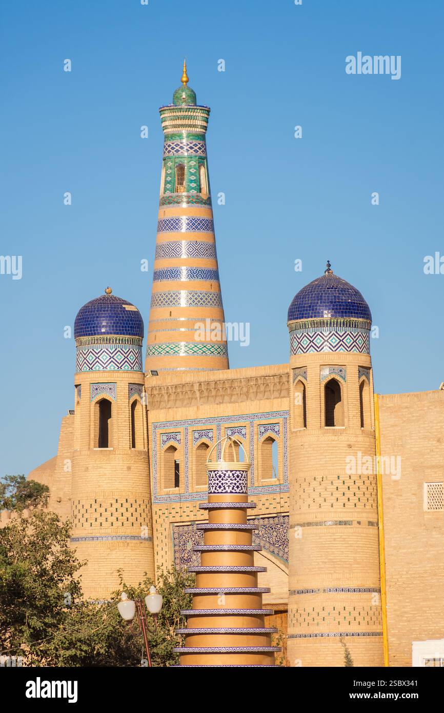 Minaret and gate of the Khiva Walls, Uzbekistan Stock Photo - Alamy
