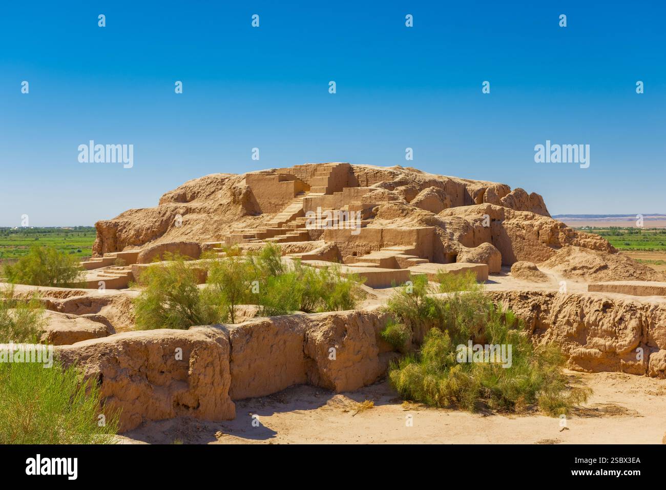 Maze of the ancient ruins of Toprak Qala Fortress in Khorezm desert ...