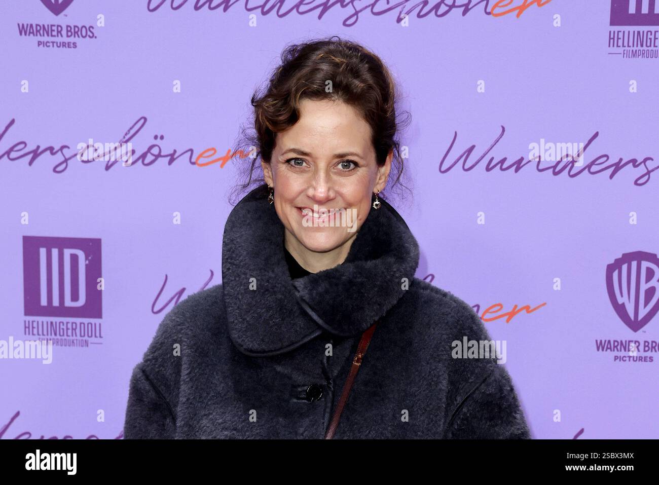 Anja Knauer bei der Film Premiere von ‚„Wunderschoener“ am 4.02.2025 in ...