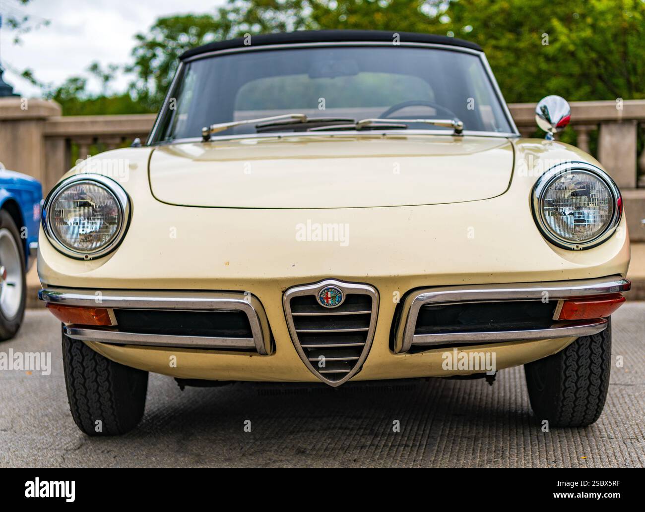 Chicago, Illinois - September 29, 2024: Alfa Romeo duetto Spider. Alfa ...