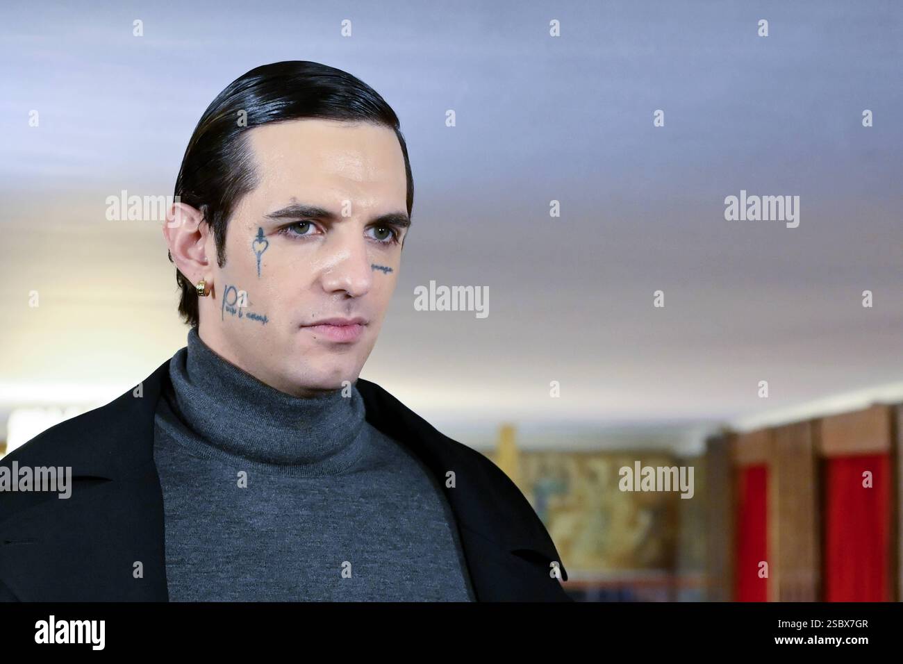 Sanremo, Italy. 04th Feb, 2025. Sanremo: Ariston Theatre. 75th Italian ...