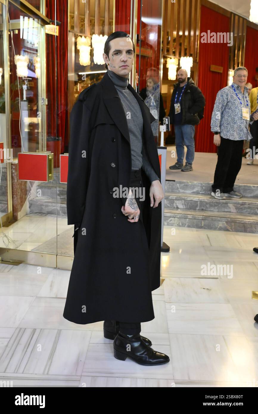 Sanremo, Italy. 04th Feb, 2025. Sanremo: Ariston Theatre. 75th Italian ...