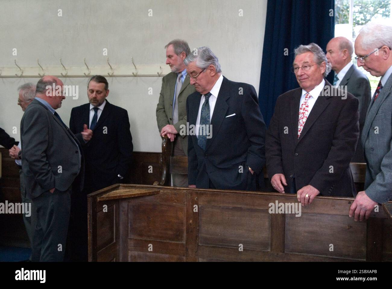 Jury members uk hi-res stock photography and images - Alamy