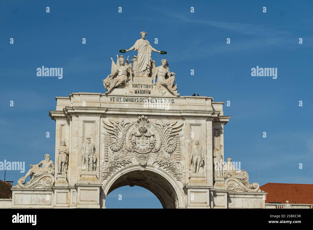 Video lisbon downtown hi-res stock photography and images - Alamy