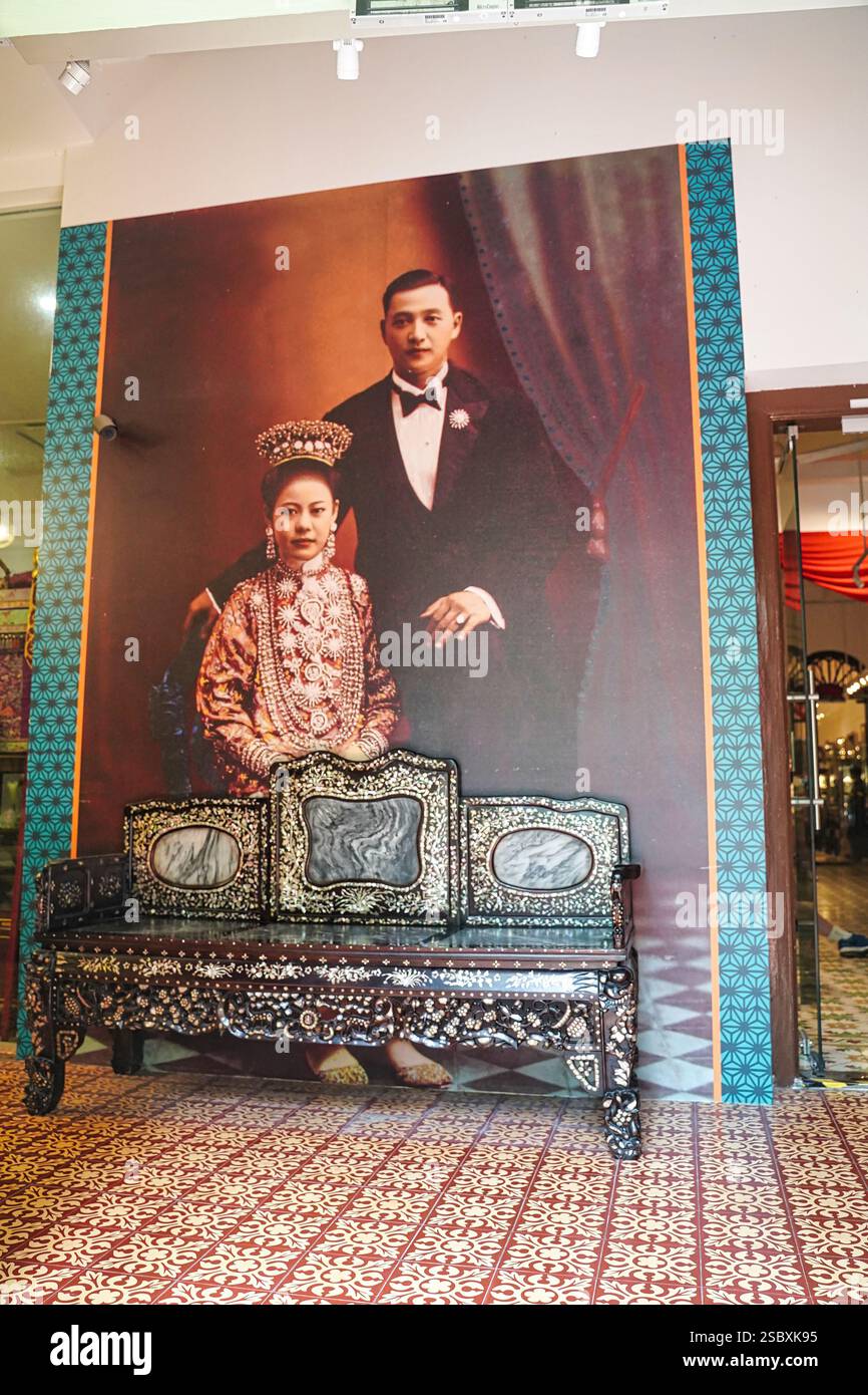 Vintage Photograph of mid-20th century Peranakan couple,Baba and Nyonya in traditional wedding ...