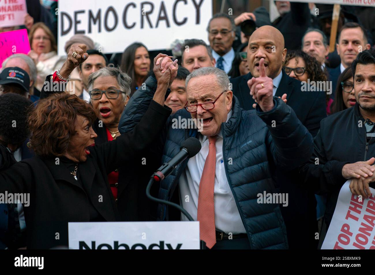 Senate Minority Leader Chuck Schumer, D-N.Y., holding hands with Rep ...