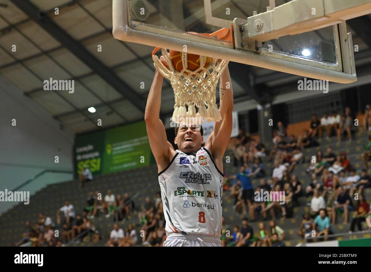 Caxias Do Sul, Brazil. 04th Feb, 2025. Images of the match between ...