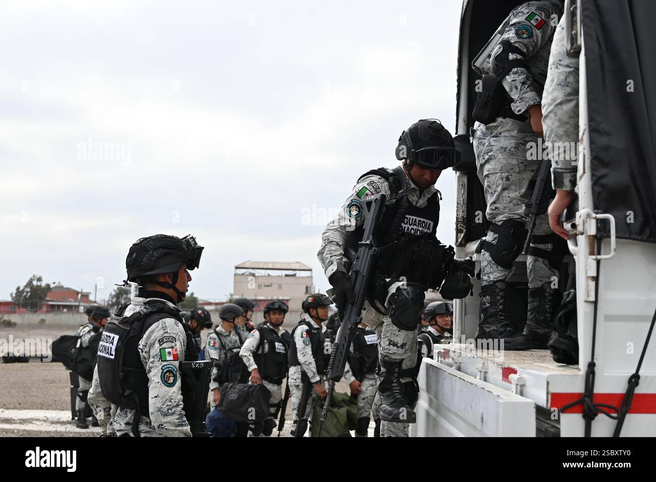 Tijuana, Mexico. 04th Feb, 2025. Members of the Mexican National Guard ...