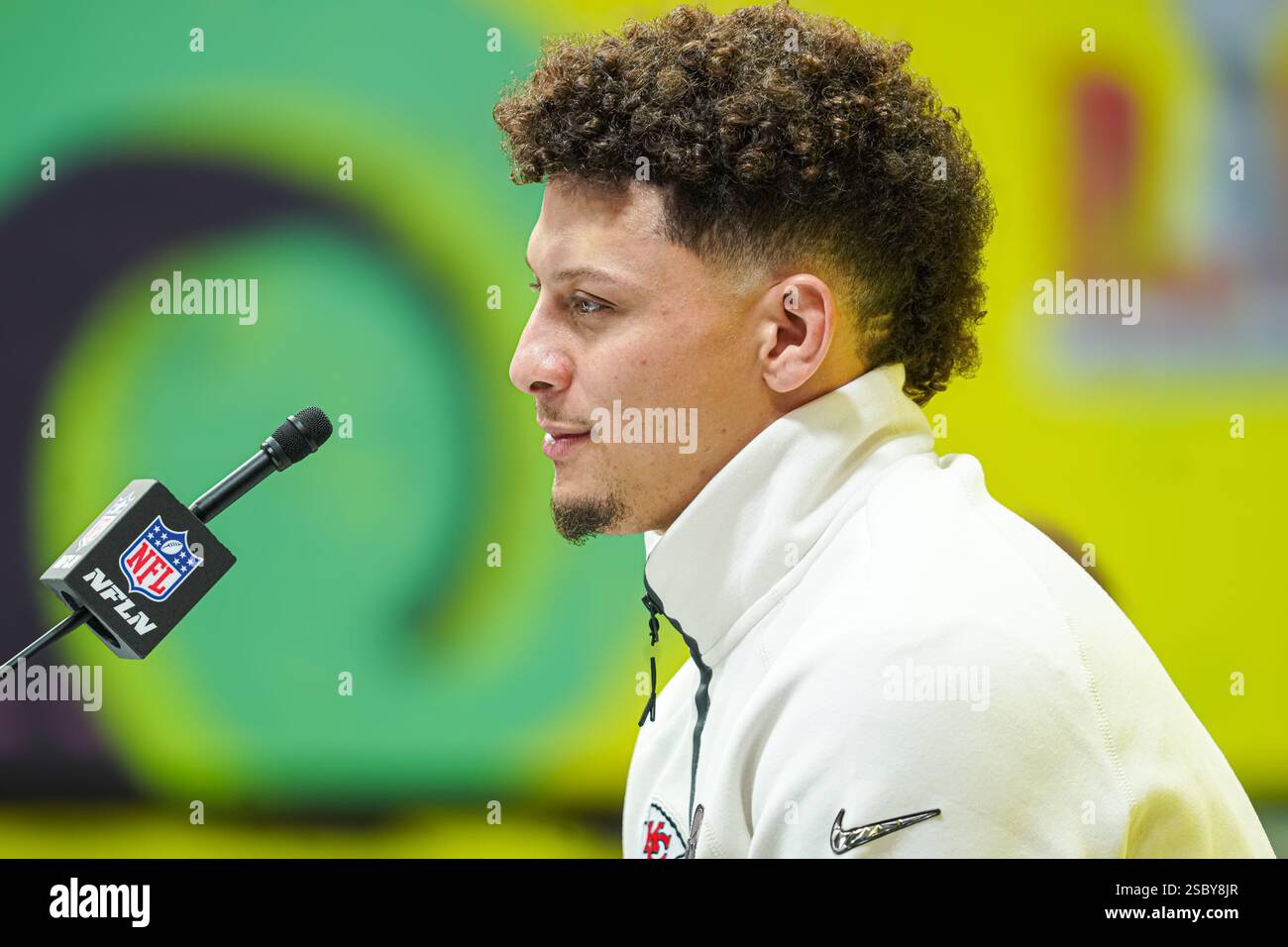Chiefs Quarterback Patrick Mahomes answering questions from reporters ...