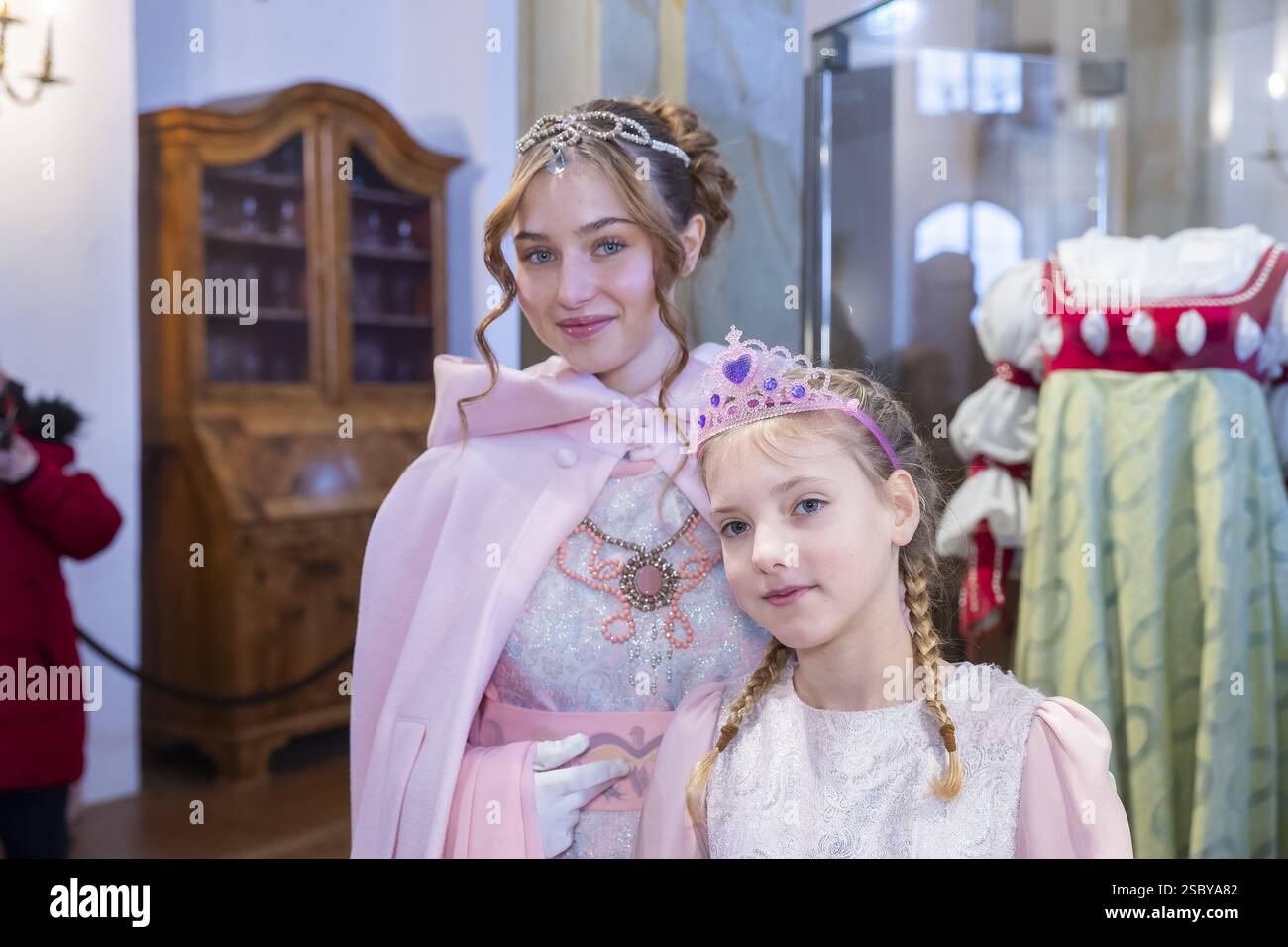 Nine-year-old Lisa from Dresden is the 1.5 millionth visitor to the ...