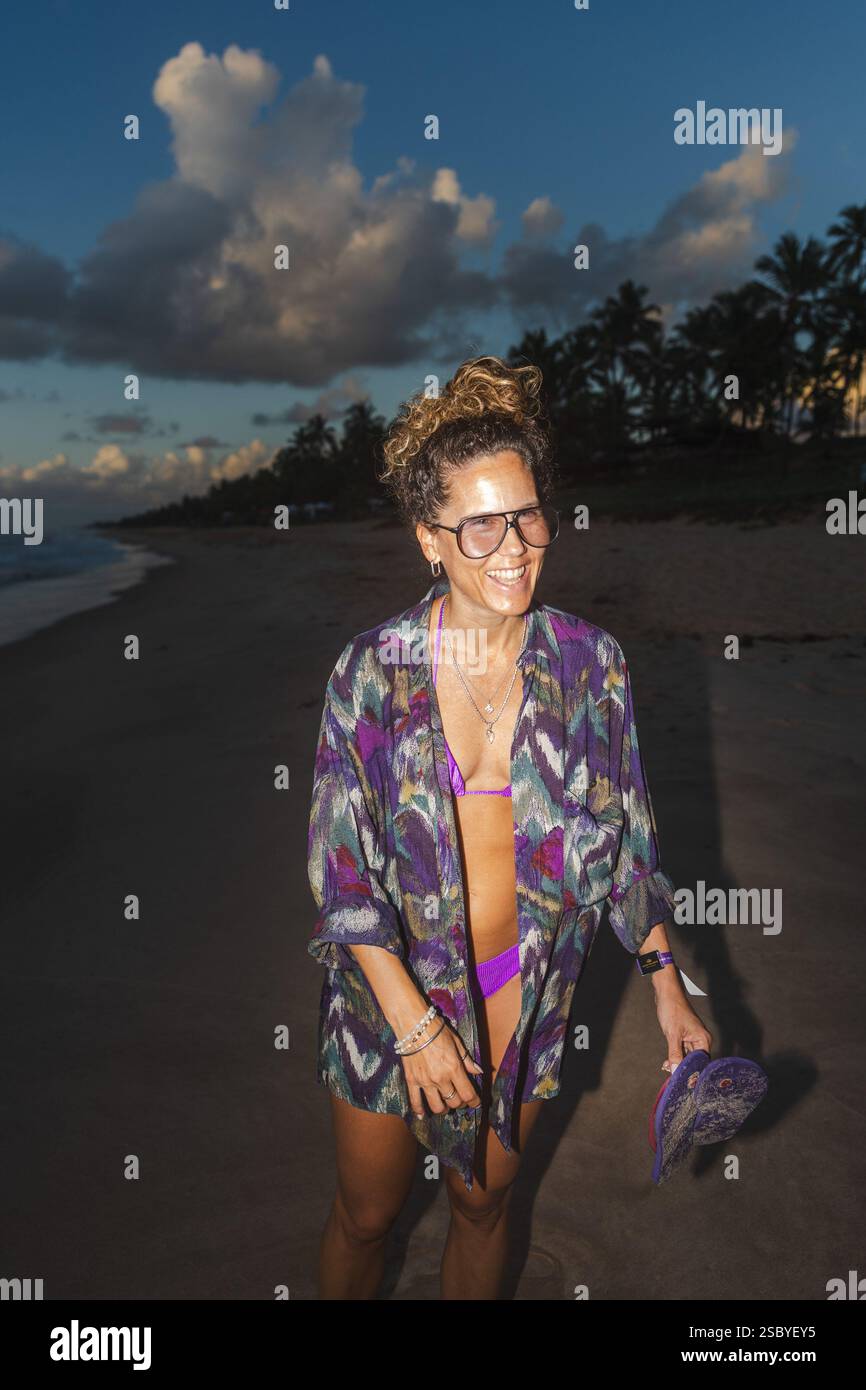 Candid bikini hi-res stock photography and images - Alamy