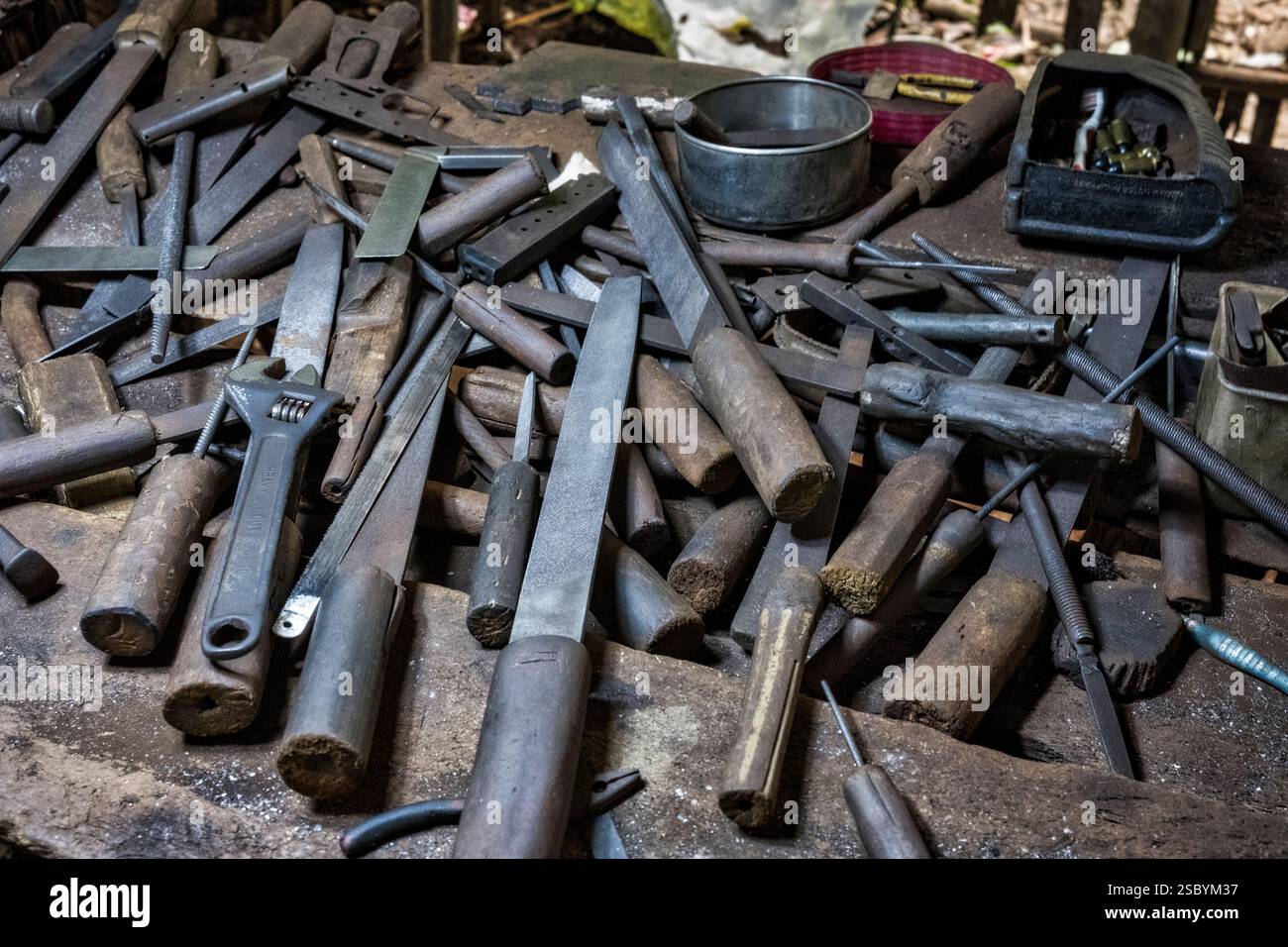 Illegal gun makers in Danao, Cebu island, Philippines, Asia Stock Photo ...