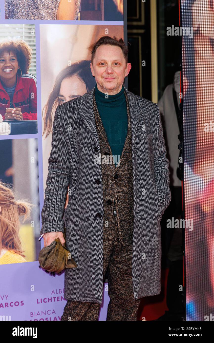 Premiere - Wunderschöner Arndt Schwering-Sohnrey bei der Premiere zu ...