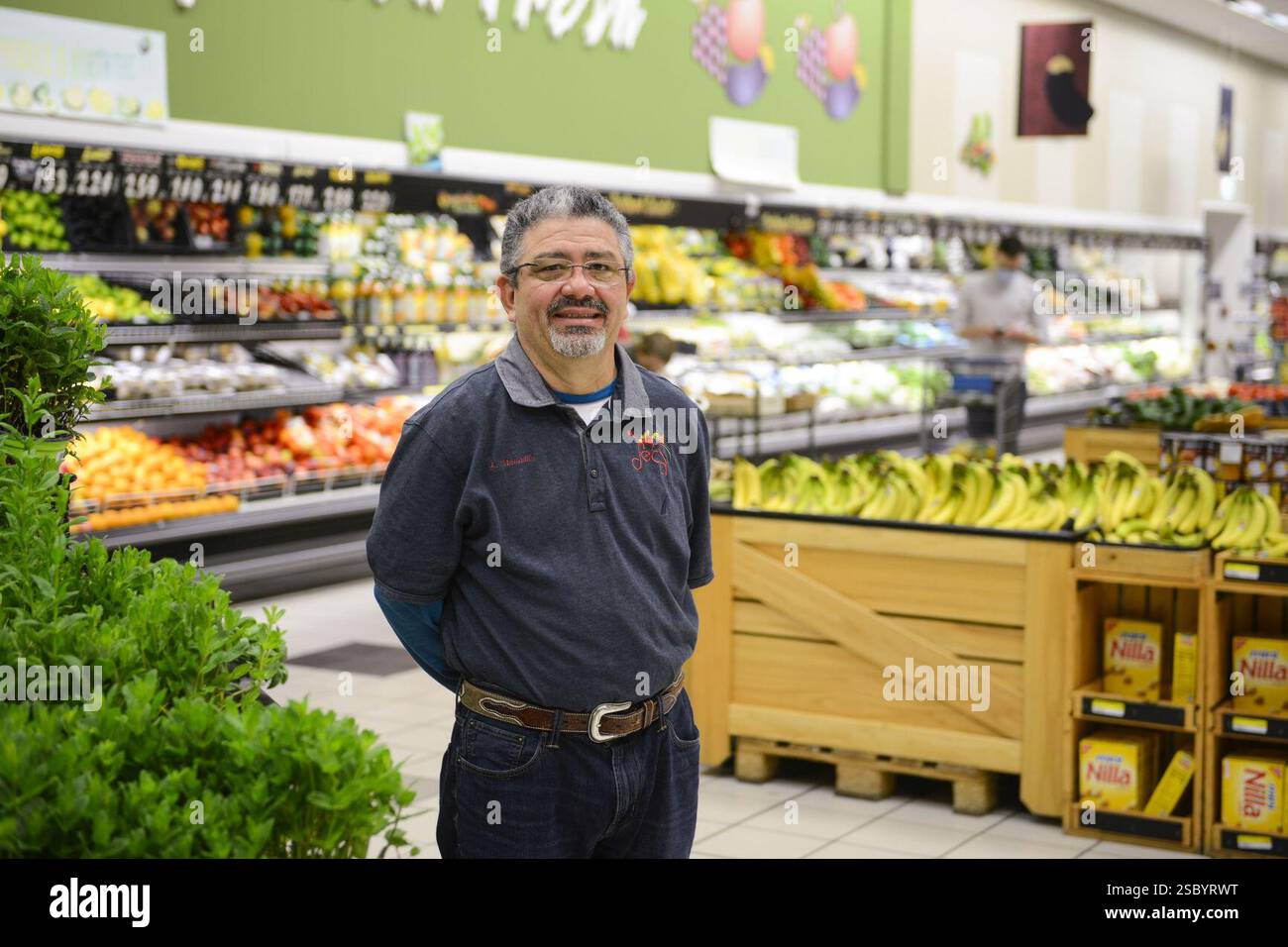 Hidden Heroes- NSA Naples Commissary Manager (6472089 Stock Photo - Alamy