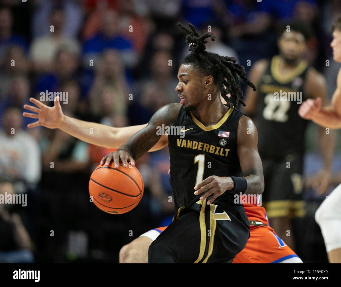 Vanderbilt guard Jason Edwards (1) drives during the second half of an ...