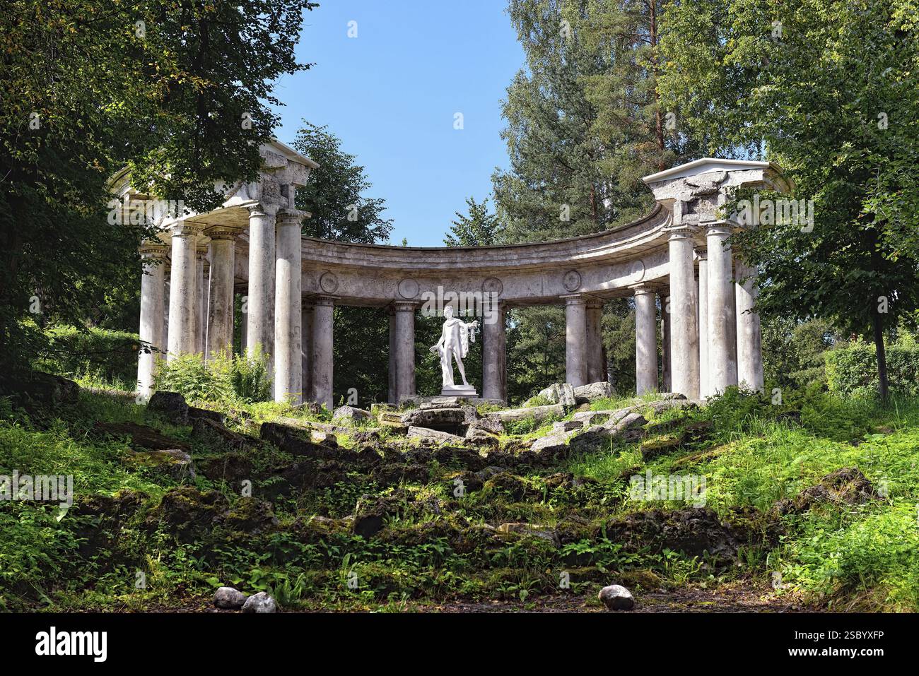Summer landscape of the Pavlovsk garden, Russia. Viewl to the Apollo ...