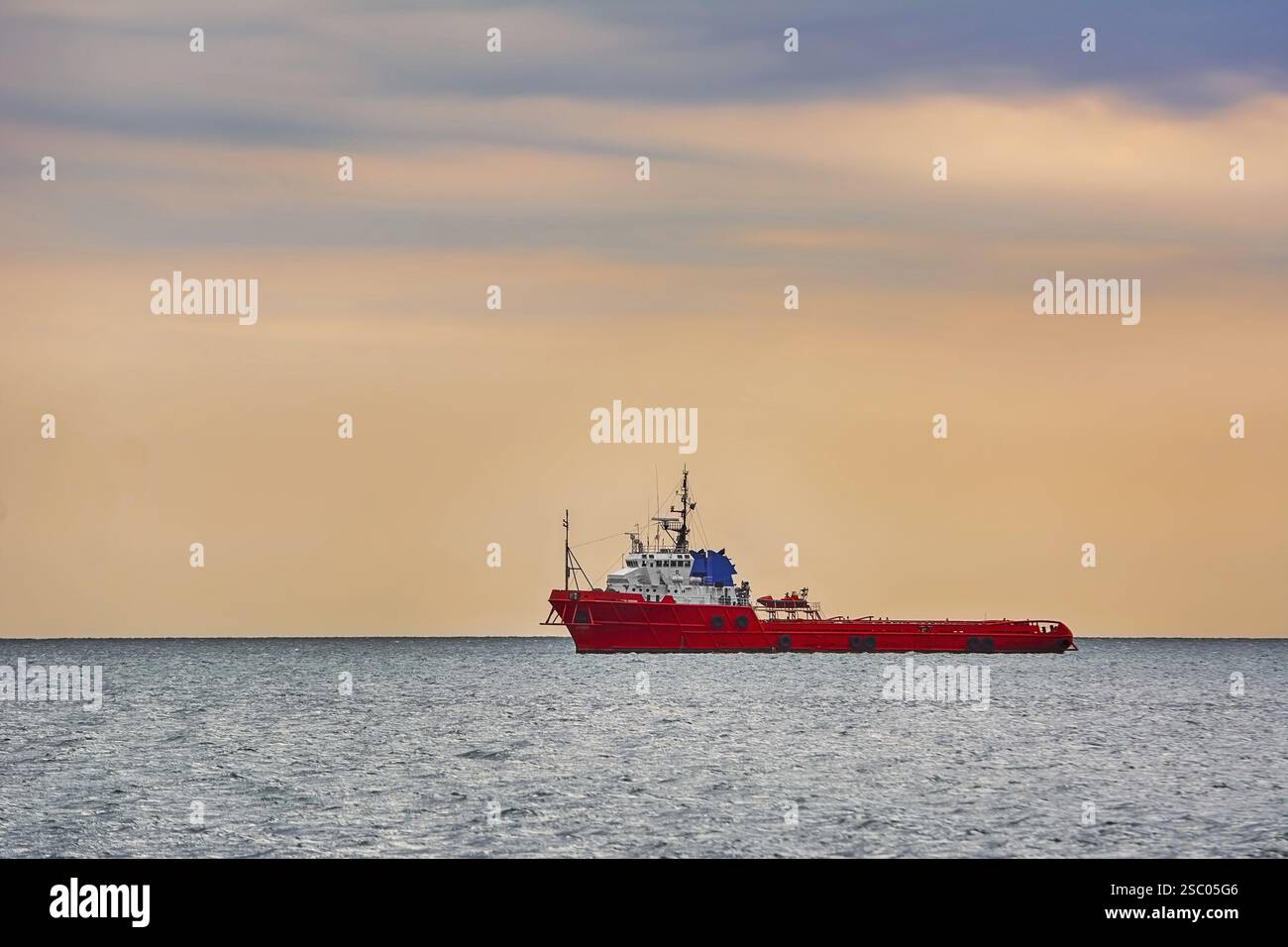 Anchor handling vessel hi-res stock photography and images - Alamy