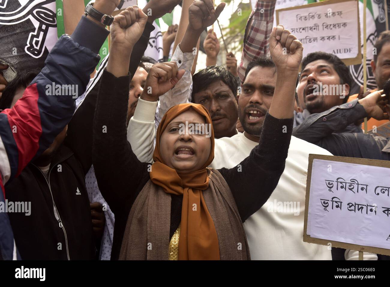 Guwahati, Guwahati, India. 4th Feb, 2025. Activist of All India United ...