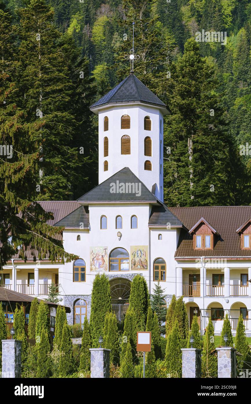 Caraiman Monastery Church at the Foot of the Bucegi Mountains Busteni ...