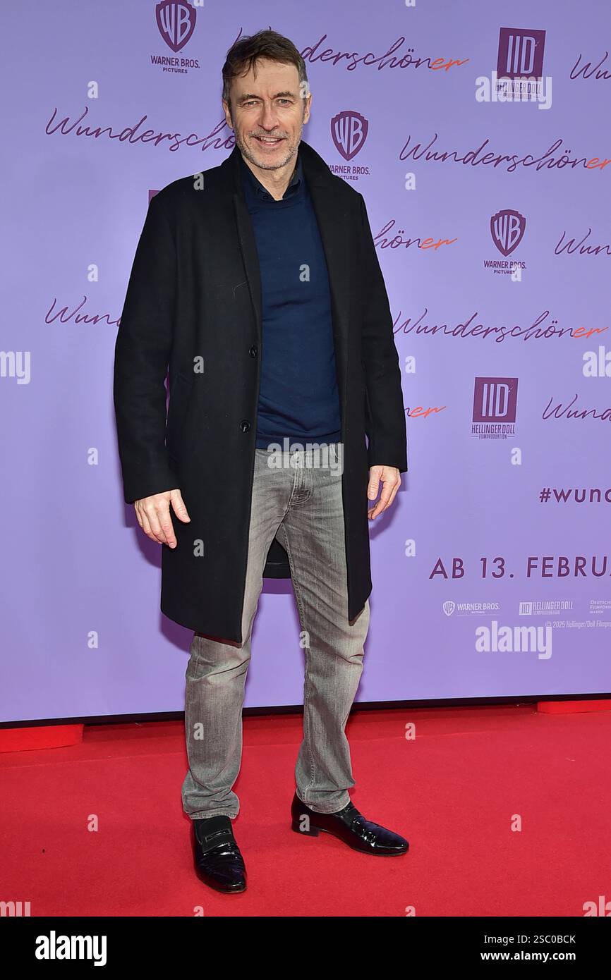 Weltpremiere von WUNDERSCHÖNER Guido Broscheit Ankunft zur WELTPREMIERE ...
