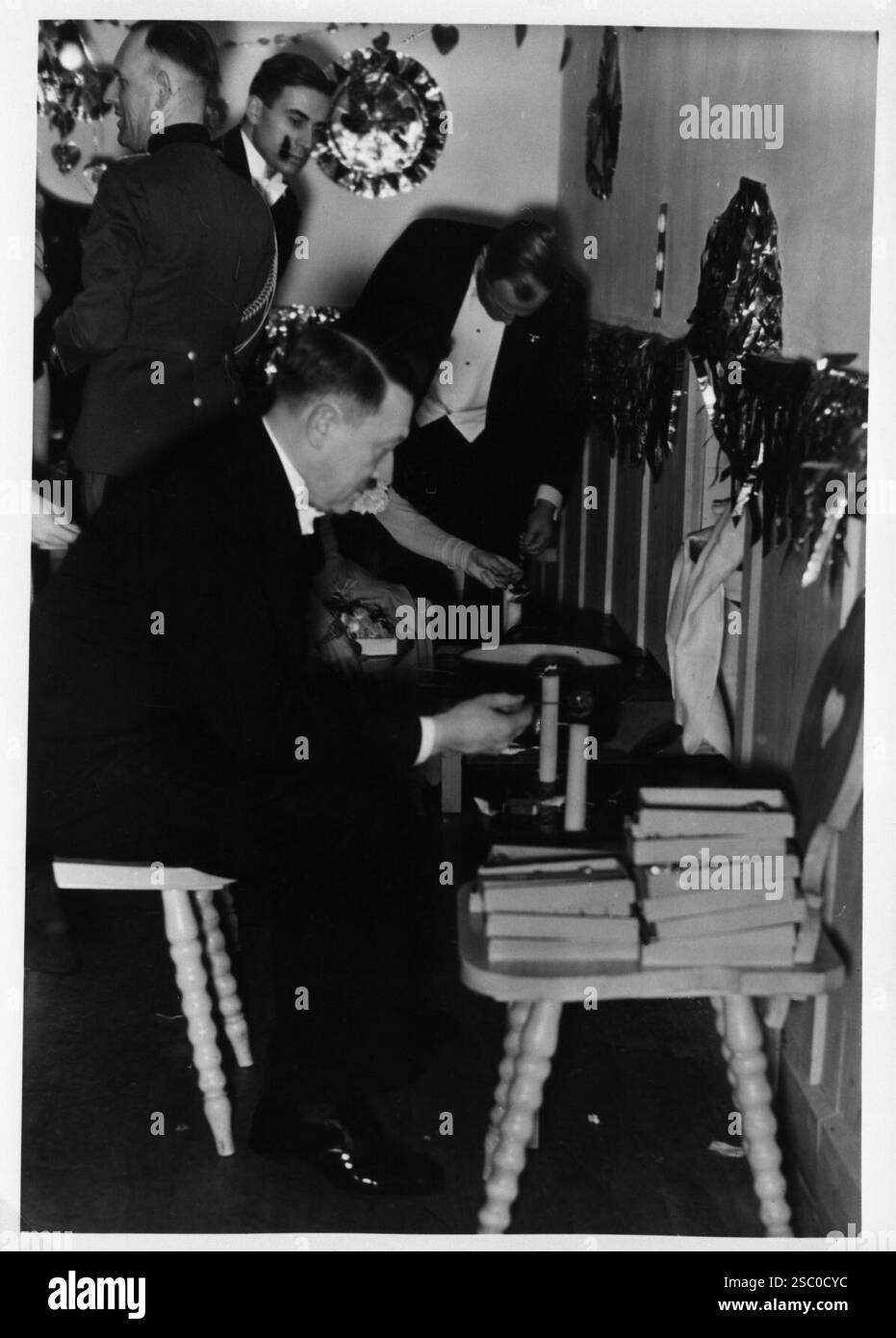 Hitler - New Year 1938-1939 - Bleigießen (242-EB-6-05A Stock Photo - Alamy