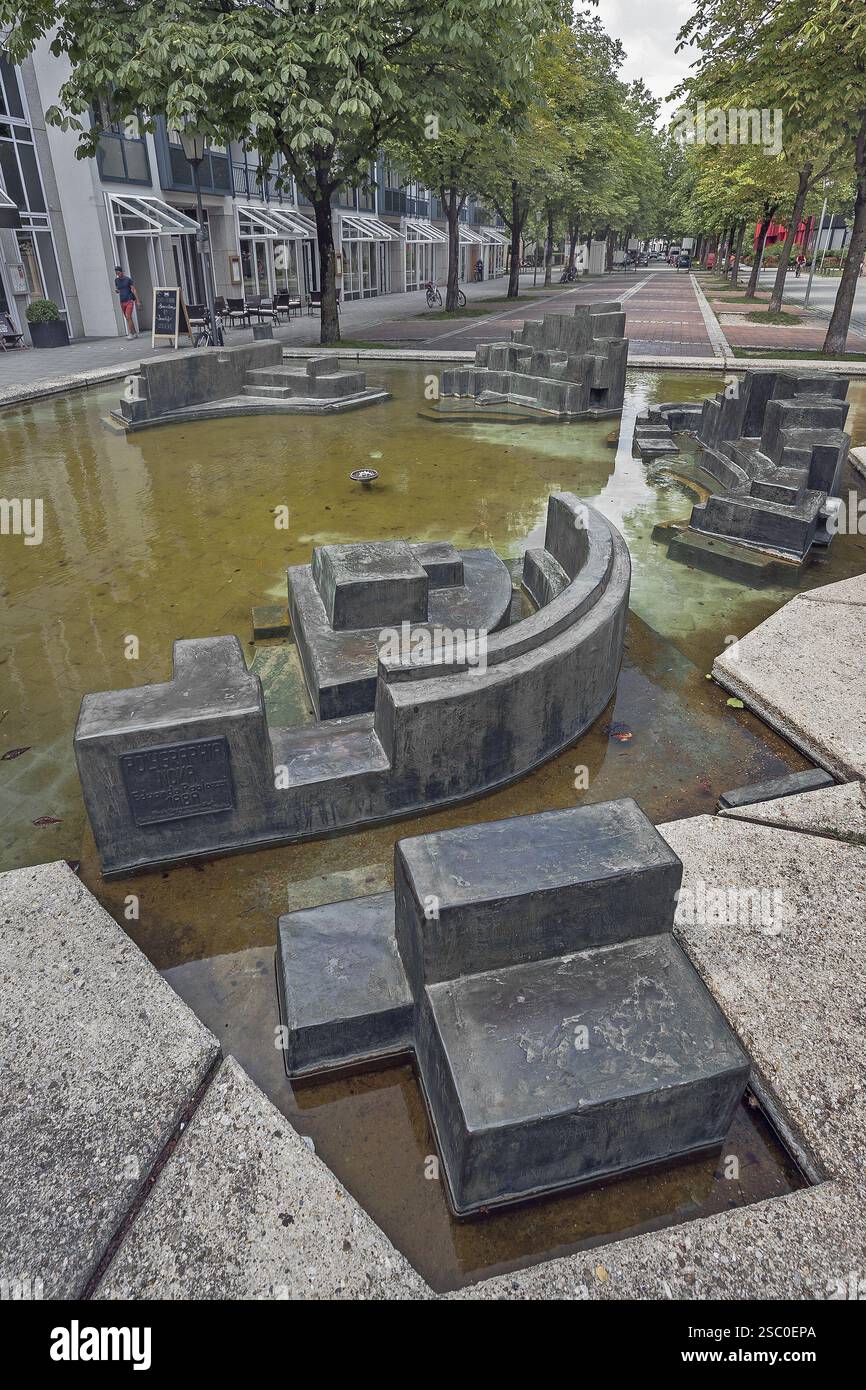 Fountain system by Eduardo Paolozzi, Polygraphia nova 1989, Munich ...