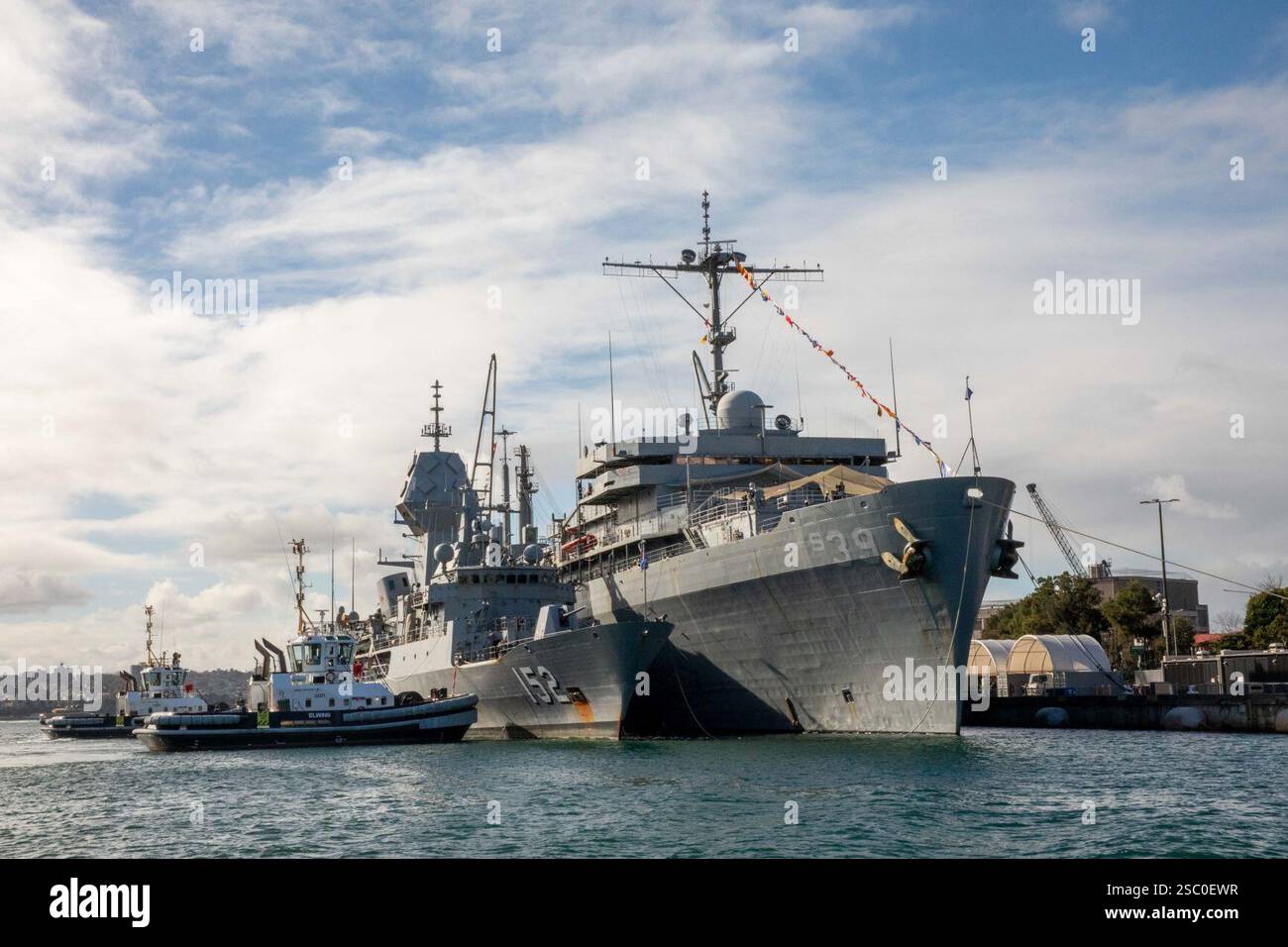HMAS Warramunga Moors Alongside ESL in Sydney (8527241 Stock Photo - Alamy
