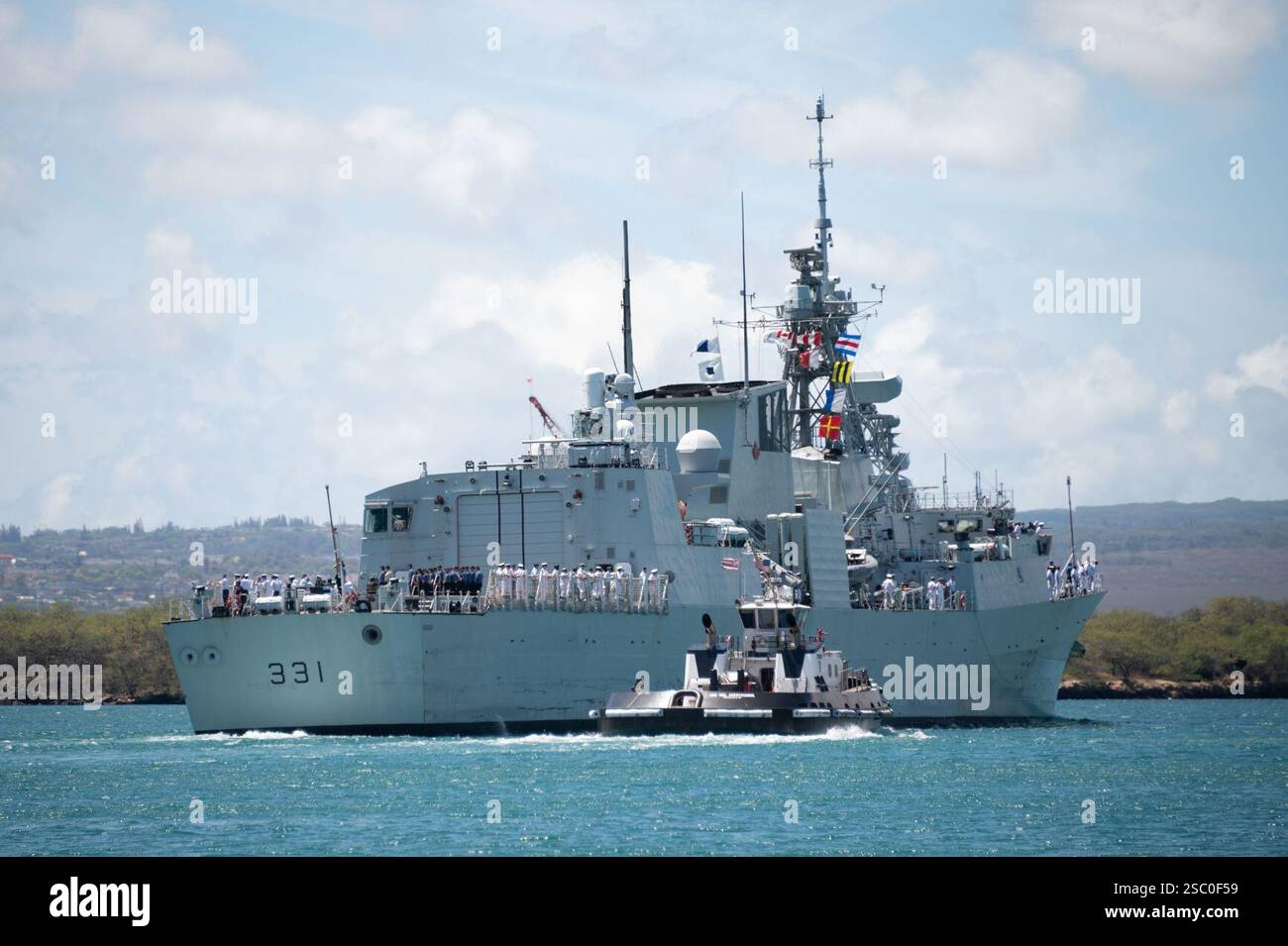 HMCS Vancouver (FFH 331) arrives at Pearl Harbor for RIMPAC 2022 Stock Photo - Alamy