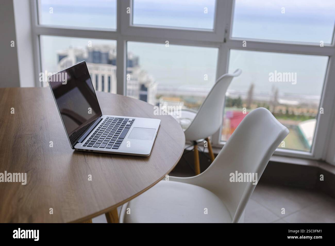 Windows laptops hi-res stock photography and images - Alamy