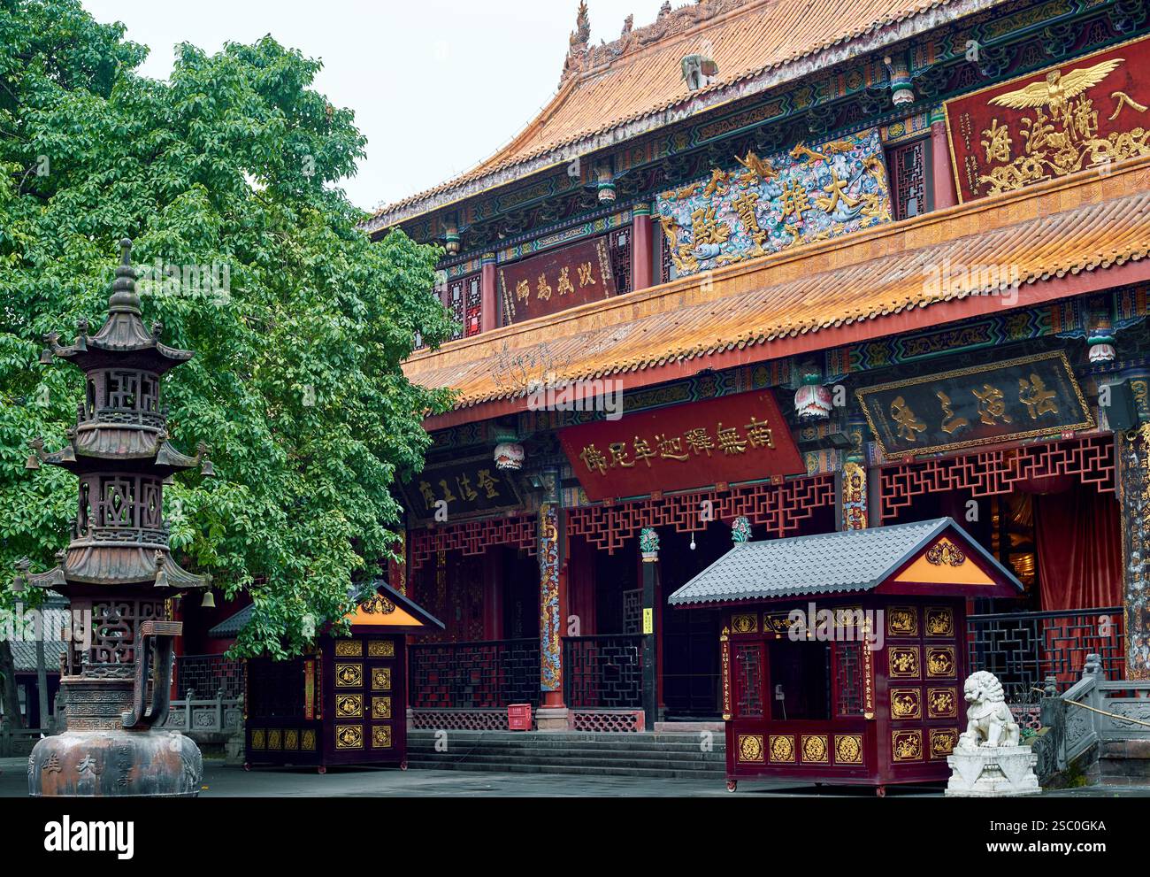 Architecture of Zhaojue Temple in Chengdu, Sichuan, China Stock Photo ...