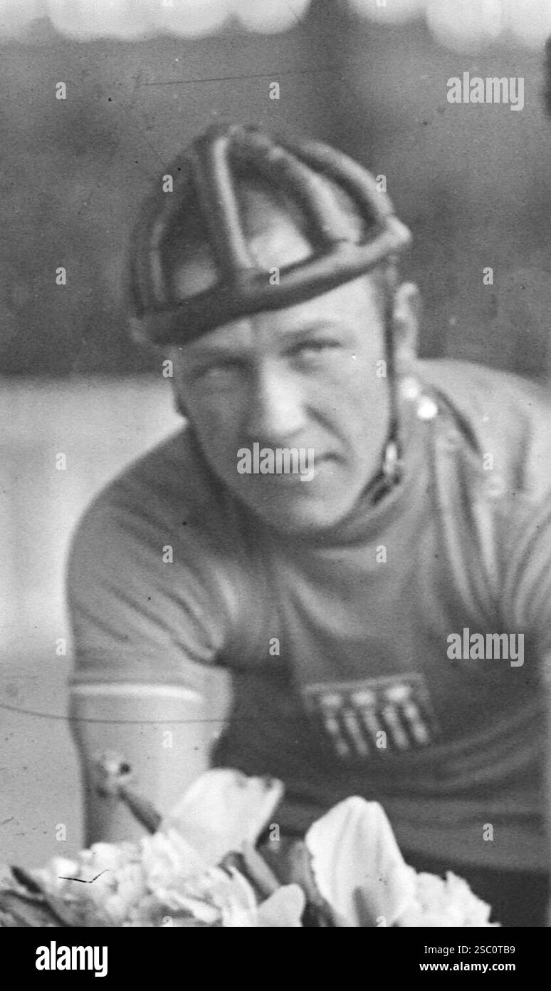 Honeman, gagnant de la coupe d'Europe de vitesse, Buffalo, 16-4-33 ...